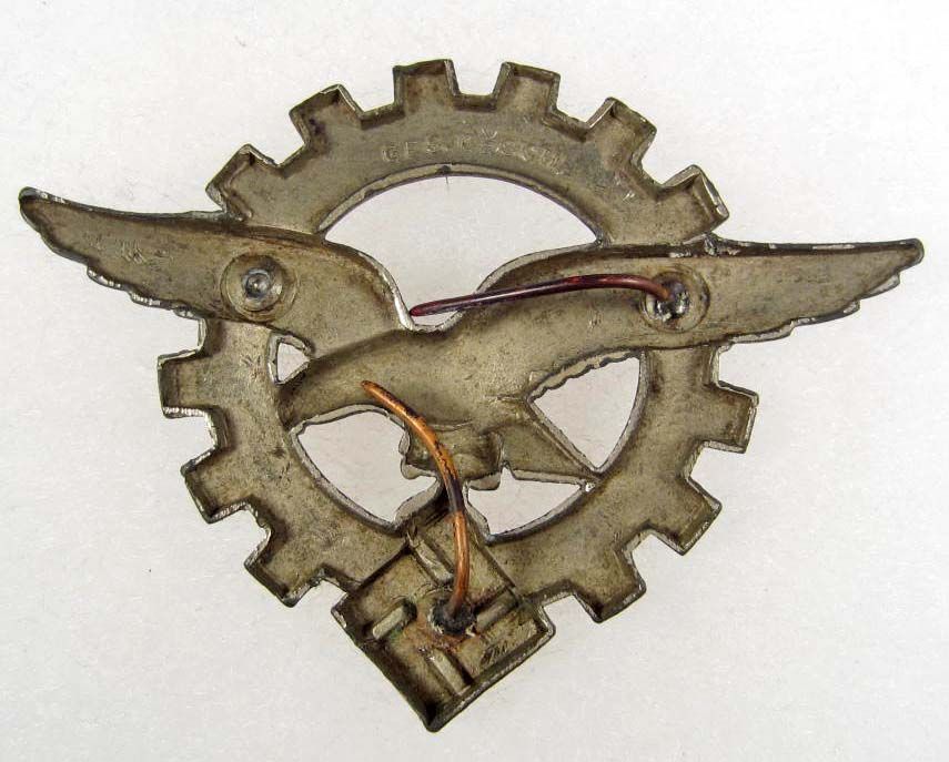 GERMAN NAZI LUFTWAFFE TECHNICAL OFFICERS CAP BADGE
