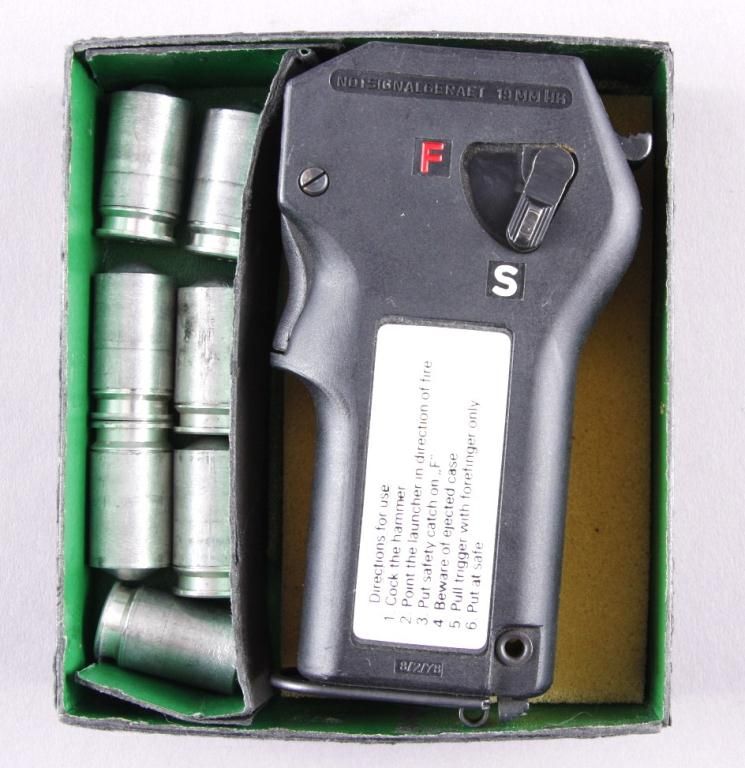 H&K Flare Gun 19mm SN:10831Rare H&K 19mm flare gun. 5 Round magazine ...