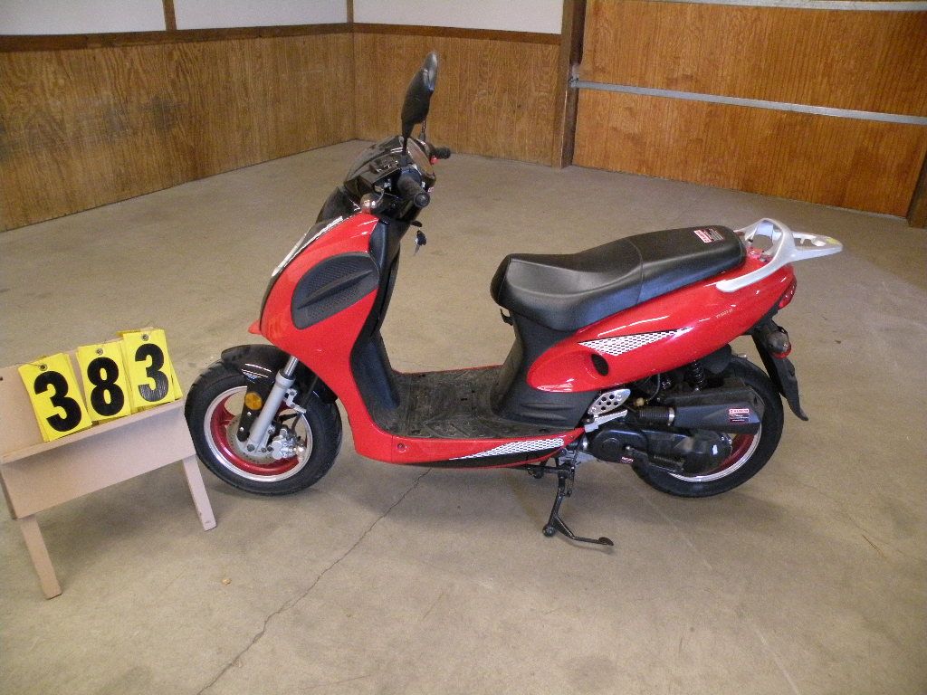 2008 Shanghai YY50QT-20 scooter SN- L8YTCBPR08Y099048