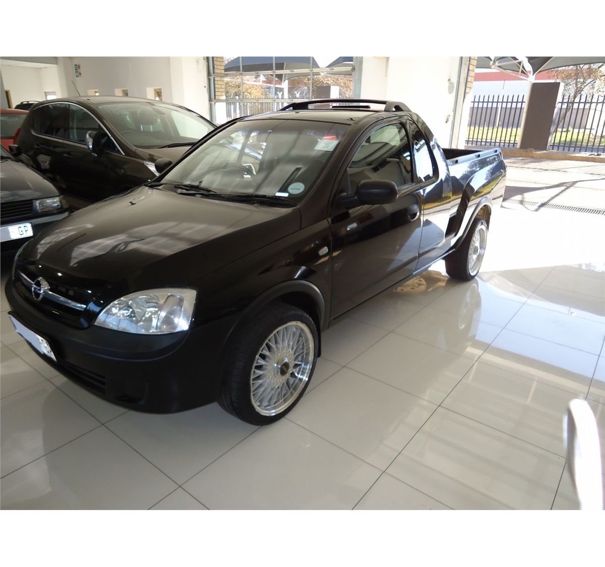 Corsa Bakkie 1.4L (17" Eagle Rims" 2007