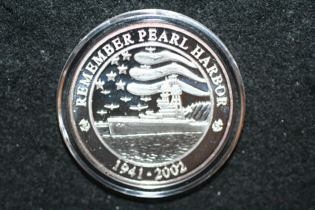 USS Arizona Memorial Round; 40th Anniversary Remember Pearl Harbor ...