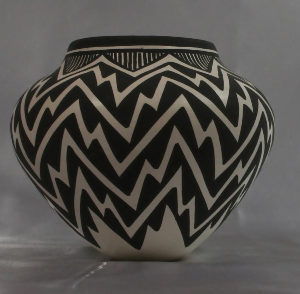Native American Acoma Pottery~Catherine Victorino