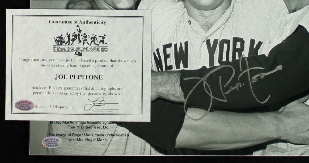 Joe Pepitone Signed Yankees 11x14 Photo with Roger Maris & Mickey ...