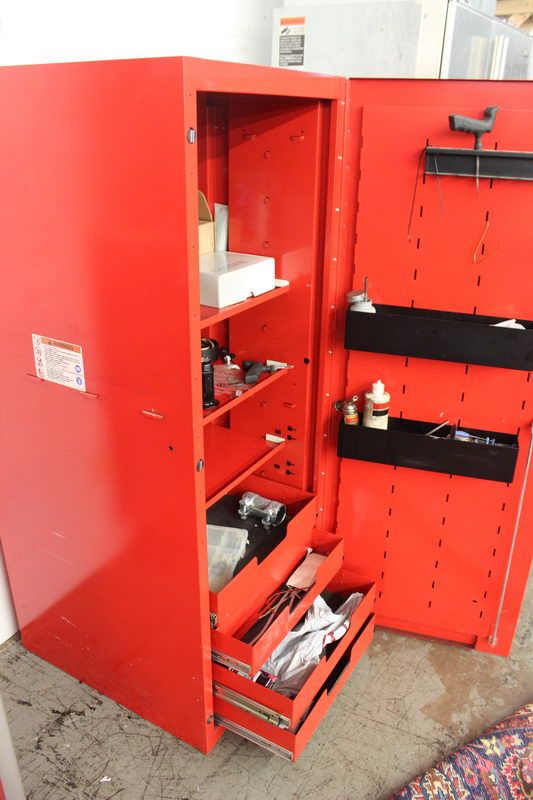 SNAP ON SIDE LOCKER 62/29/24