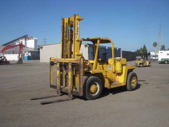 Clark CY160 Forklift