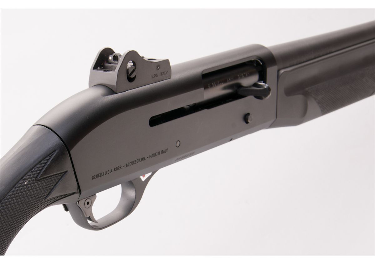 Benelli M1 Super 90 Semi-Automatic Shotgun