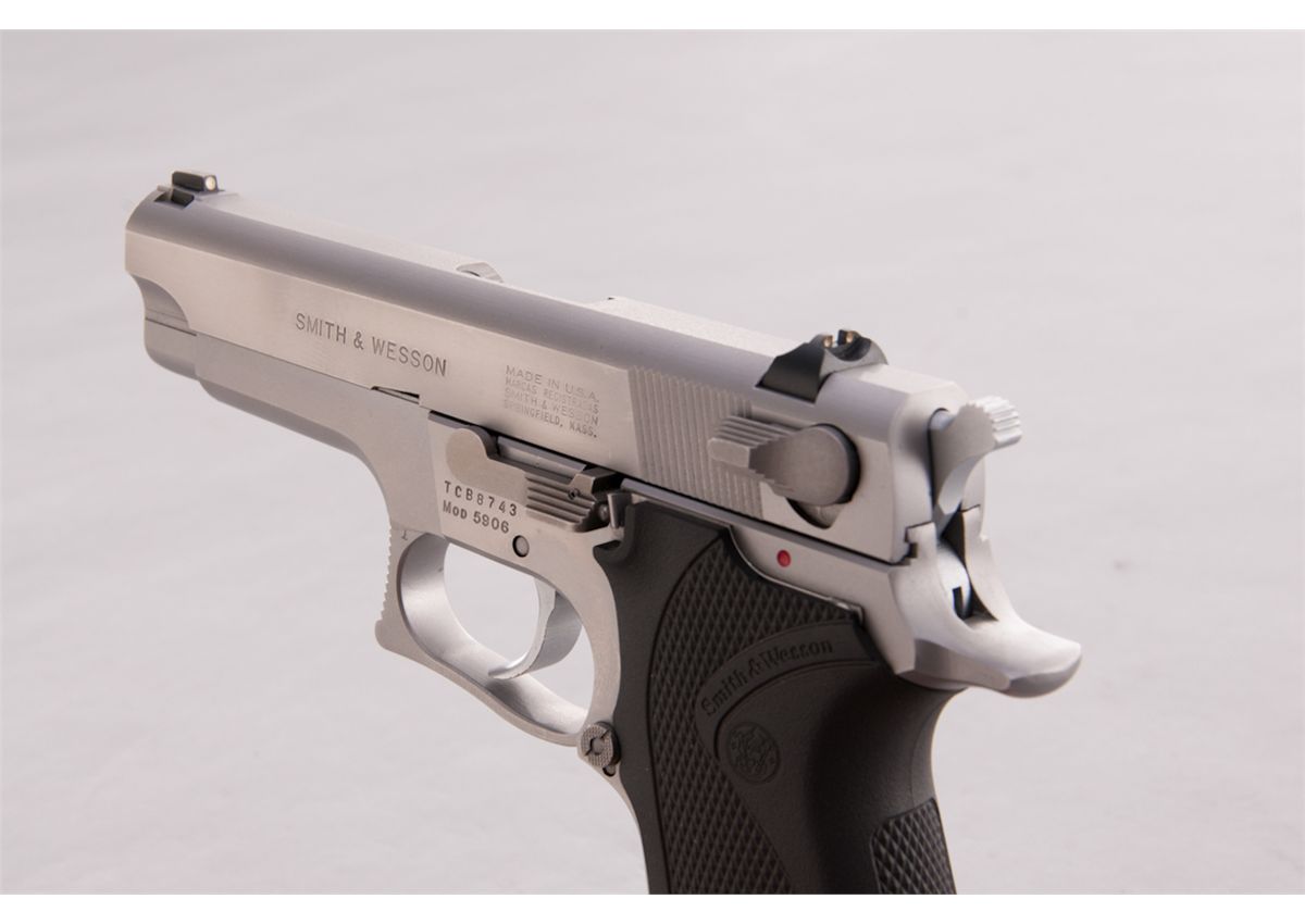 Smith & Wesson Model 5906 Semi-Automatic Pistol