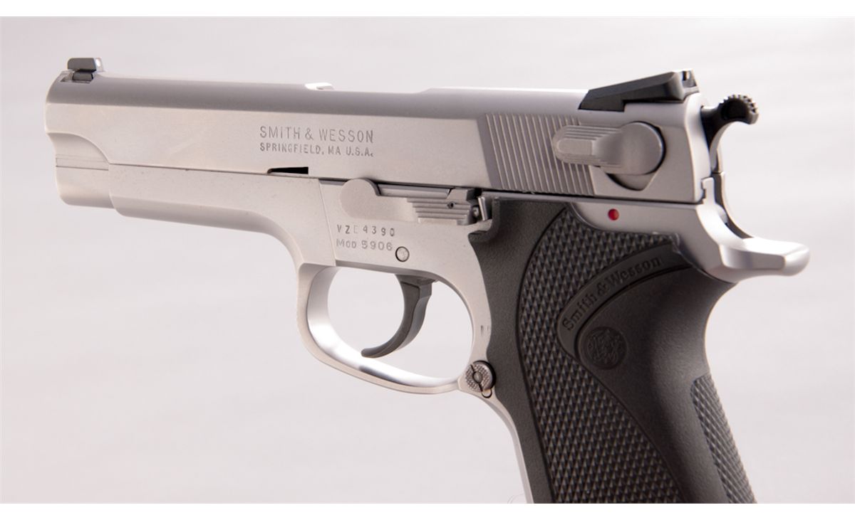 Smith & Wesson Model 5906 Semi-Automatic Pistol