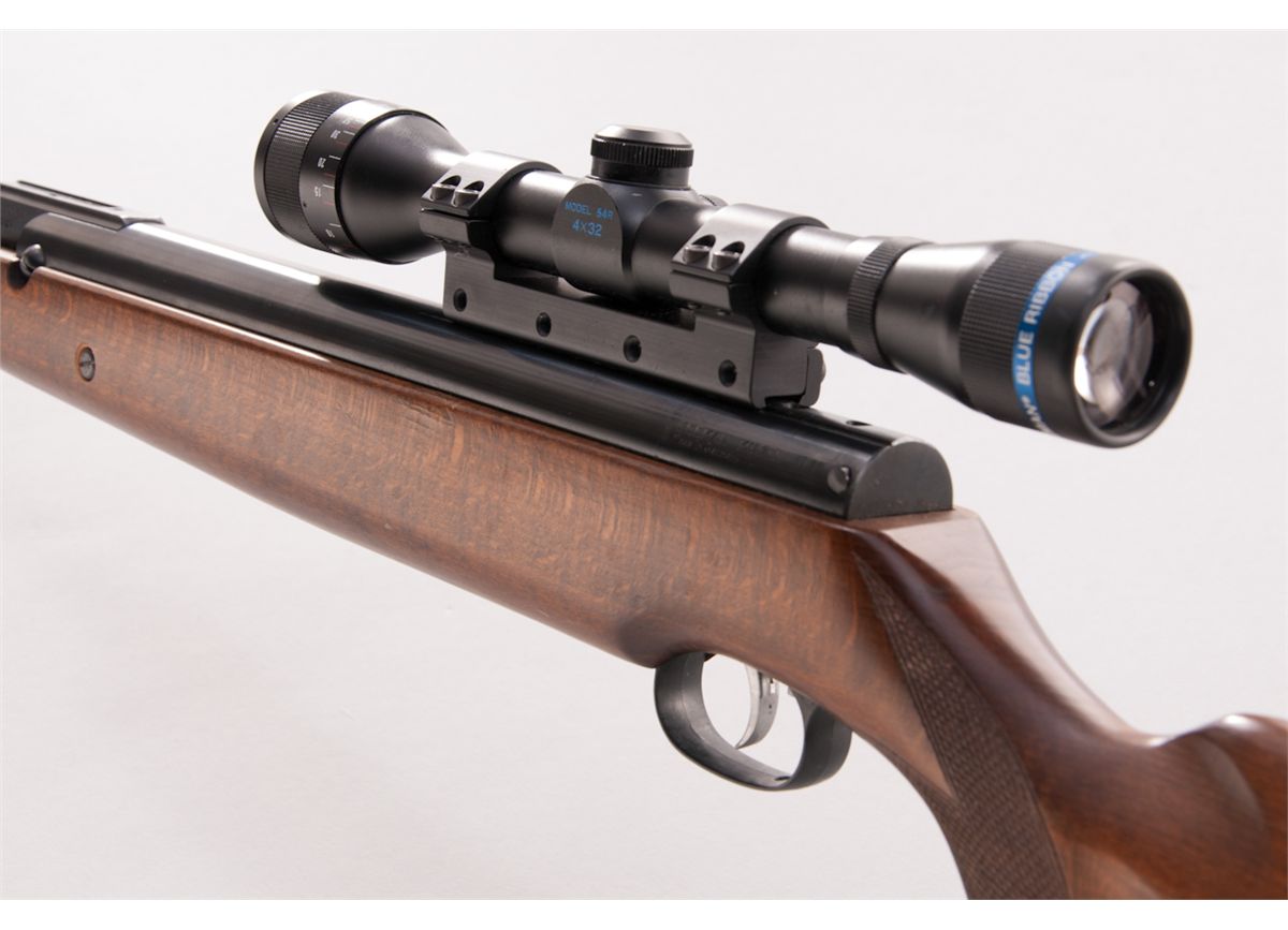 Beeman Model R-1 Pellet Gun