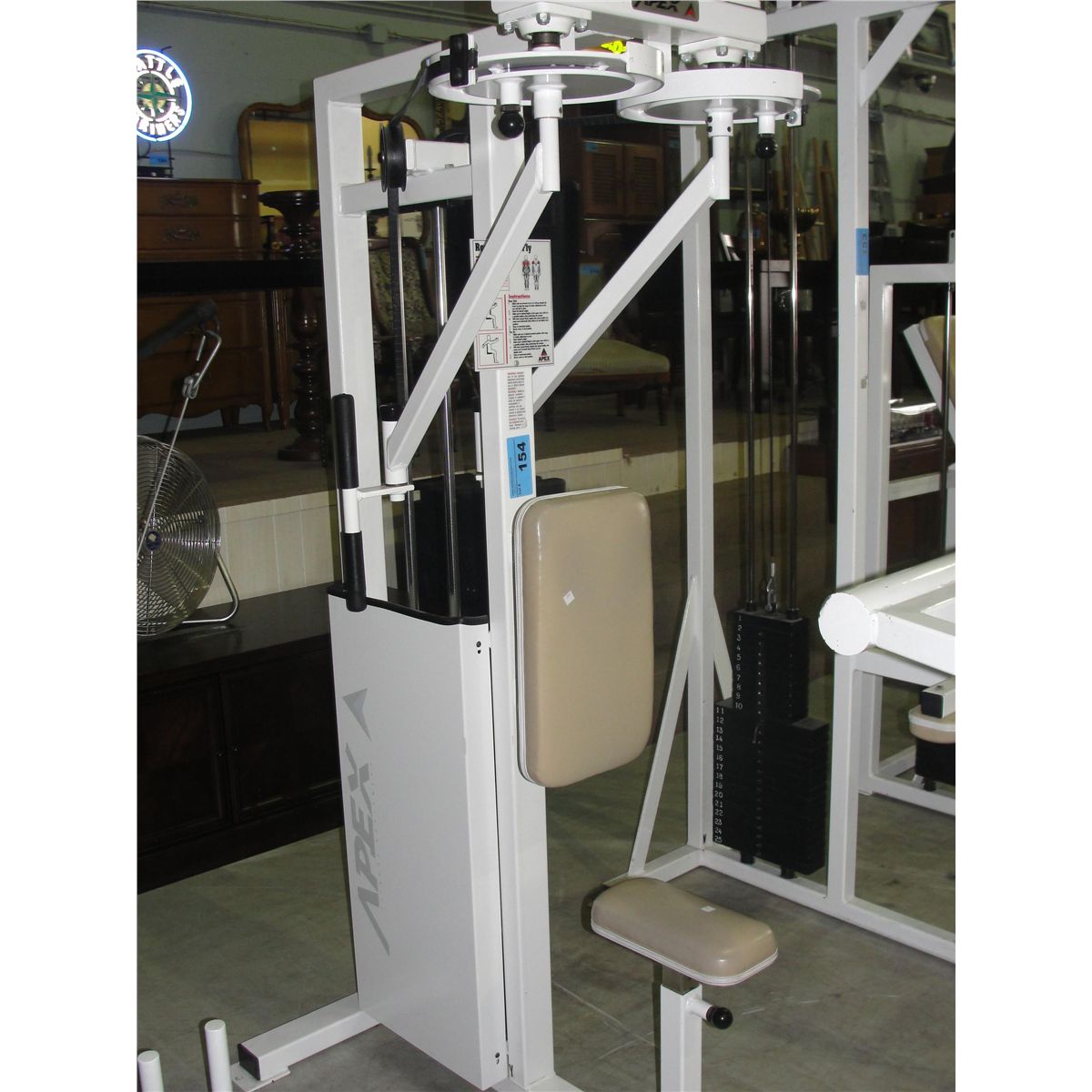 Apex fitness equipment rear delt and pec fly
