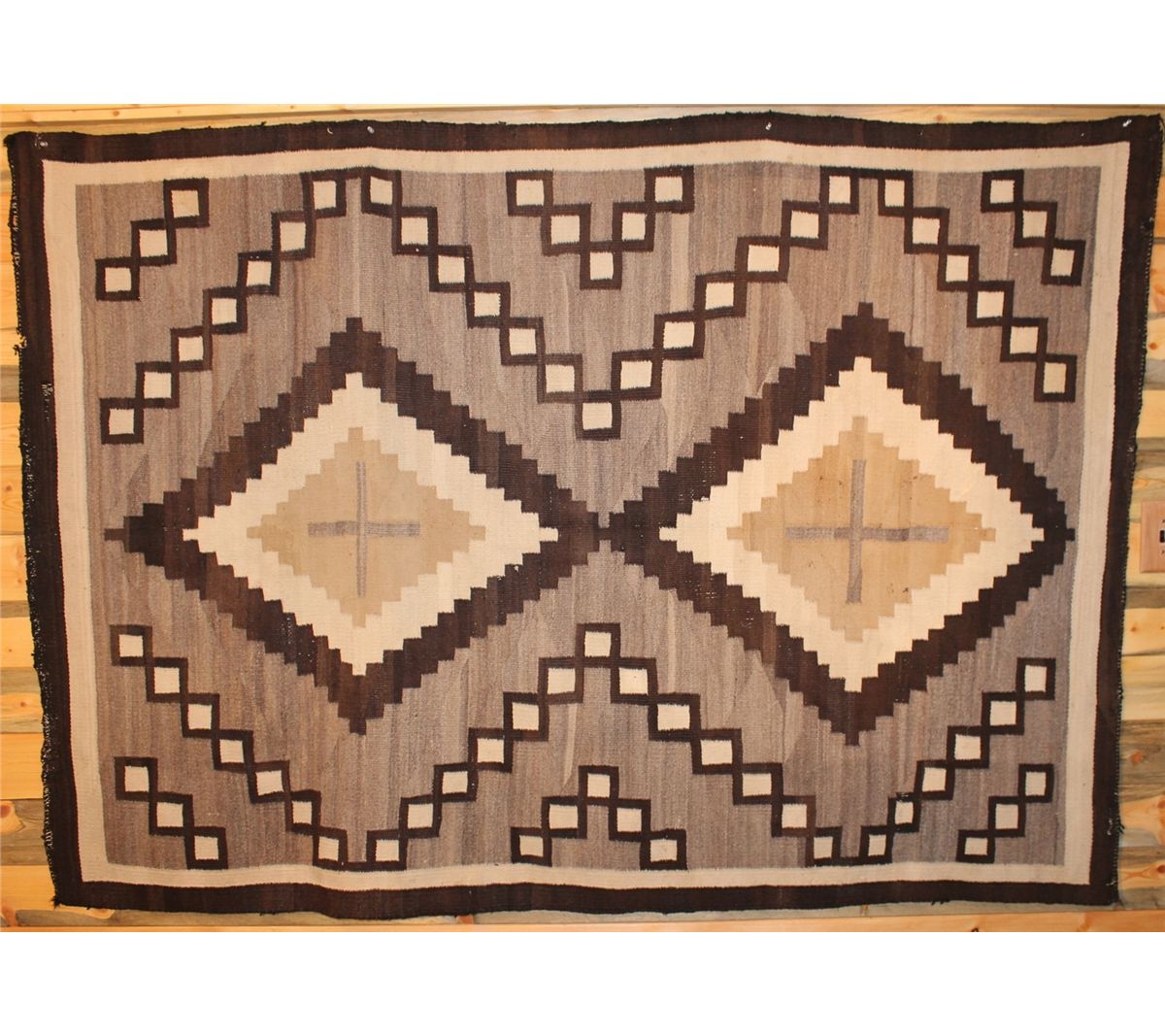 Diamond pattern Navajo textile