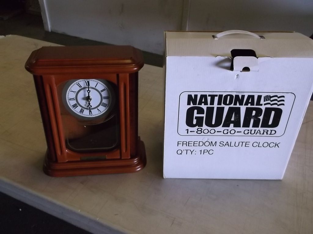 Military Collectable National Guard freedom salute clock