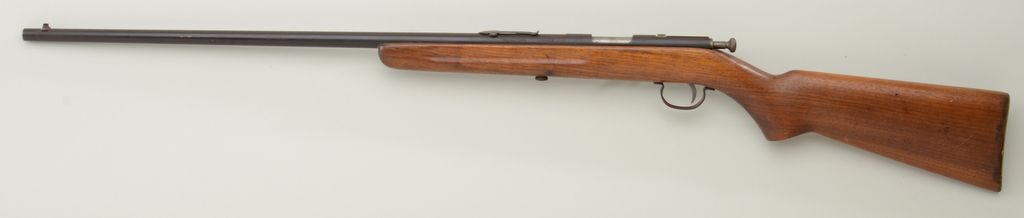 Remington Model 33 bolt-action rifle, .22 short, long or long rifle cal ...