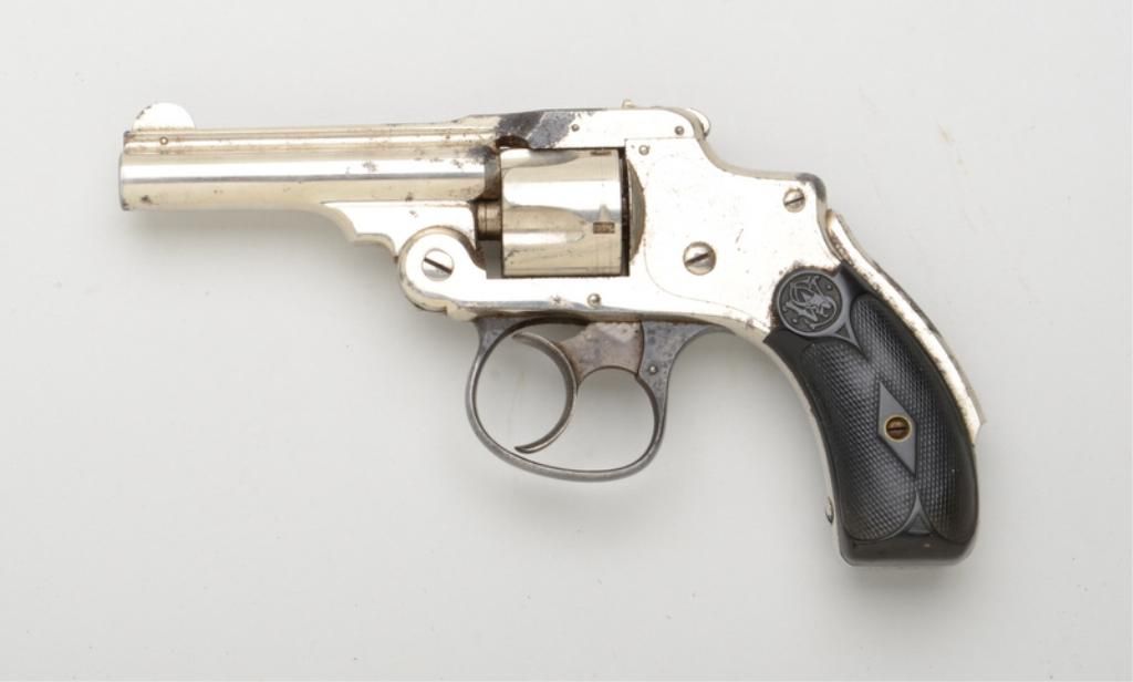 Smith & Wesson New Departure concealed hammer top break revolver, .32 ...