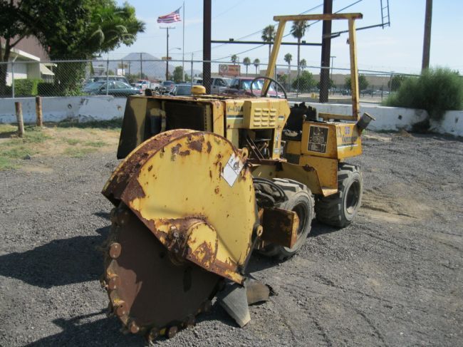 1990 Vermeer V-430 Root Pruner Machine
