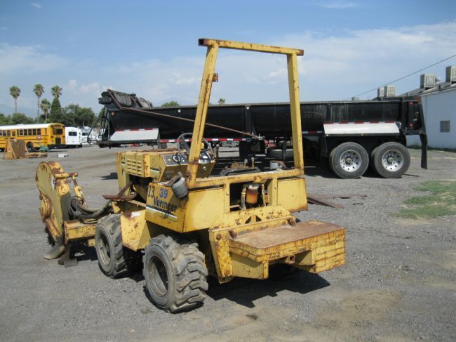 1990 Vermeer V-430 Root Pruner Machine