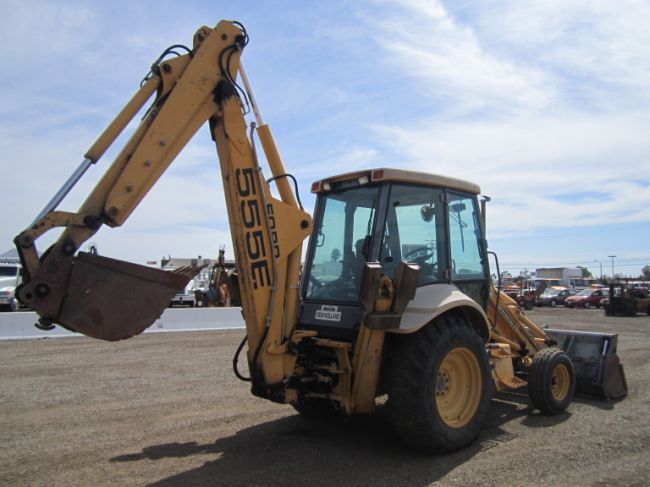 1998 New Holland 555E Loader Backhoe
