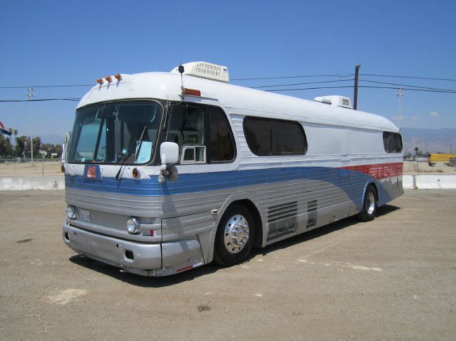 1959 GMC Motorhome Bus Conversion