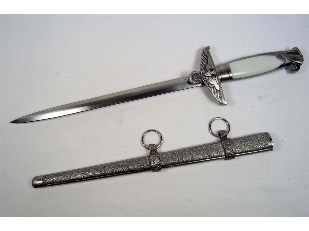 GERMAN NAZI DAGGER W/ SCABBARD - REPLICA