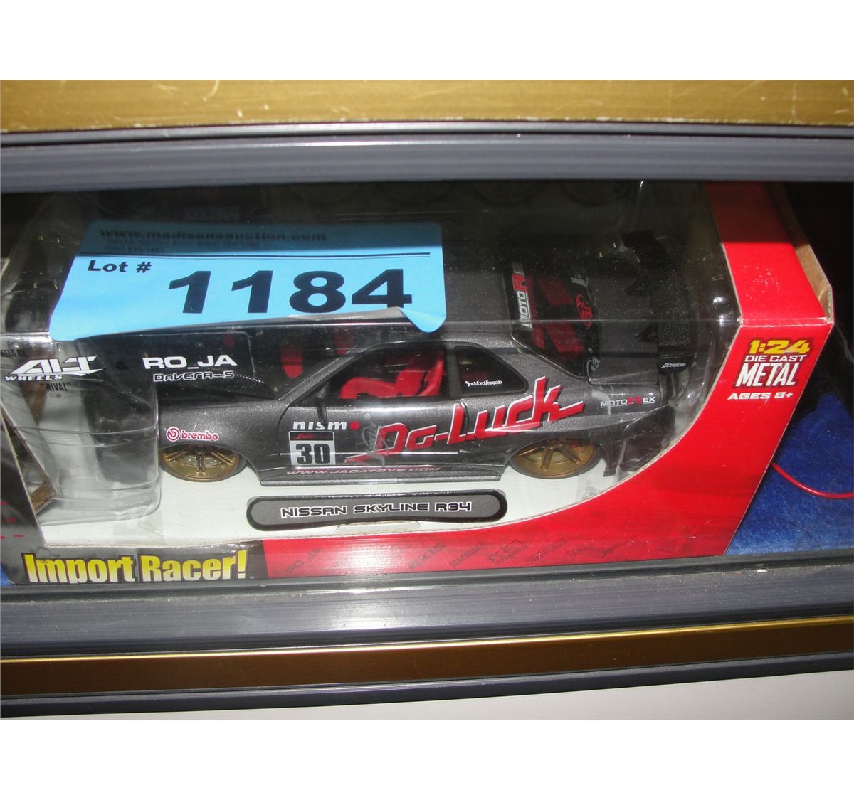 Jada toys diecast metal collectors car
