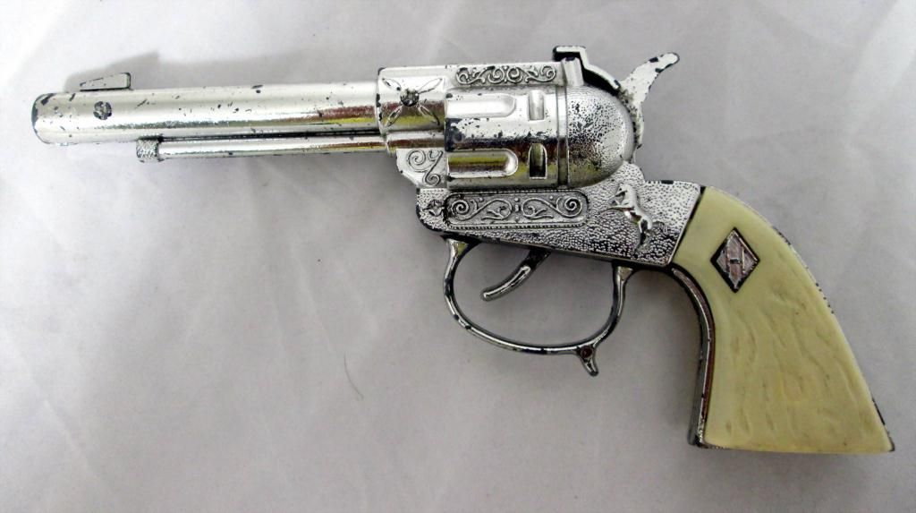 2 Vintage Hubley Cap Guns