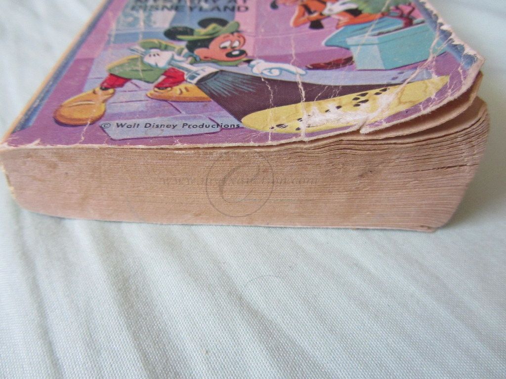 Flip Books Road Runner Bugs Bunny Mickey Mouse Bronze Age Paperback Book