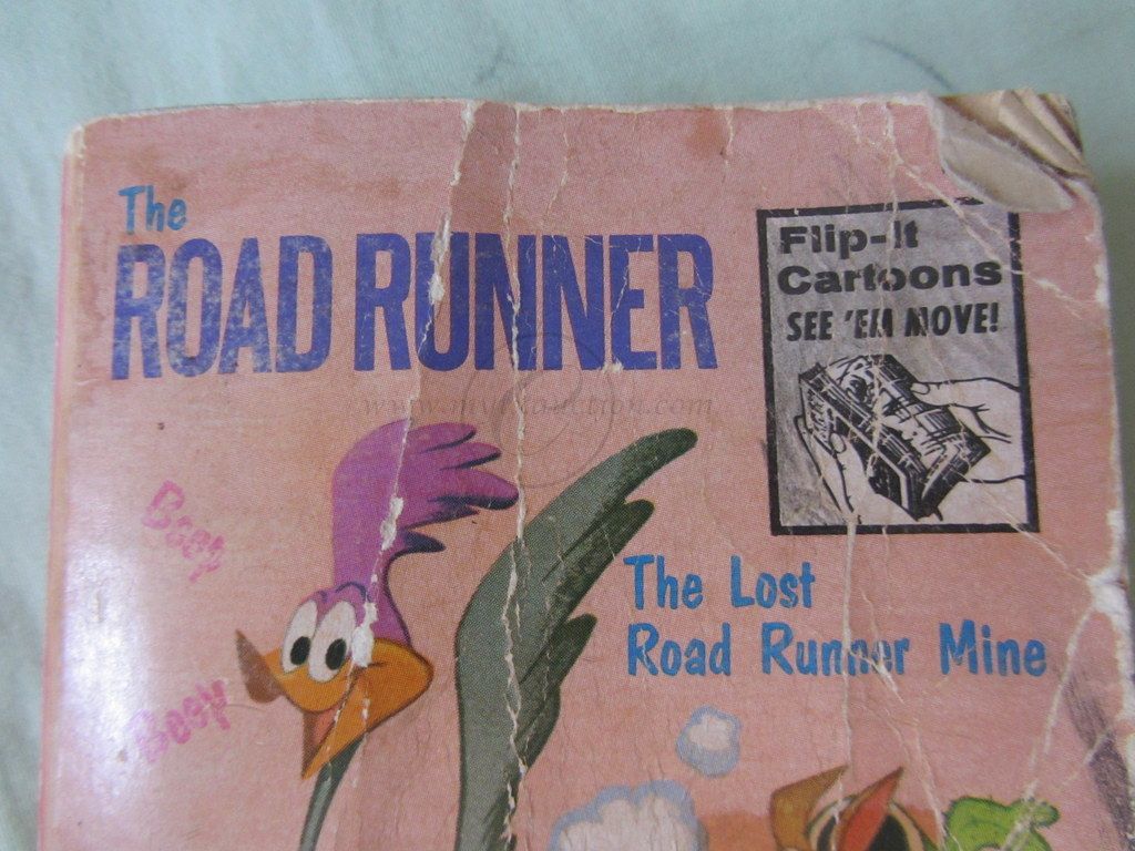 Flip Books Road Runner Bugs Bunny Mickey Mouse Bronze Age Paperback Book