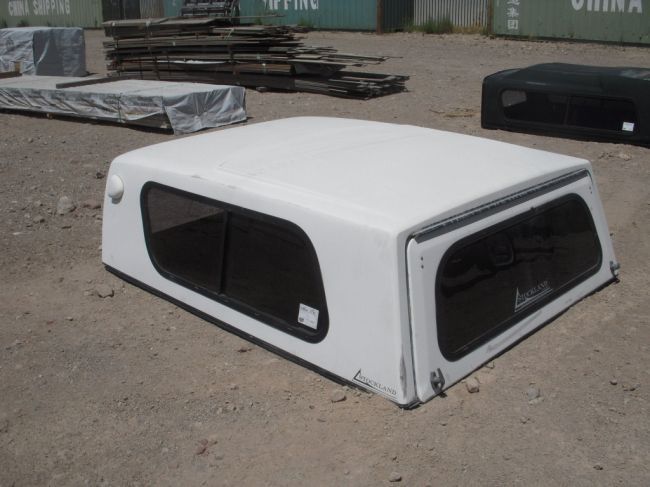 Stockland Fiberglass Camper Shell