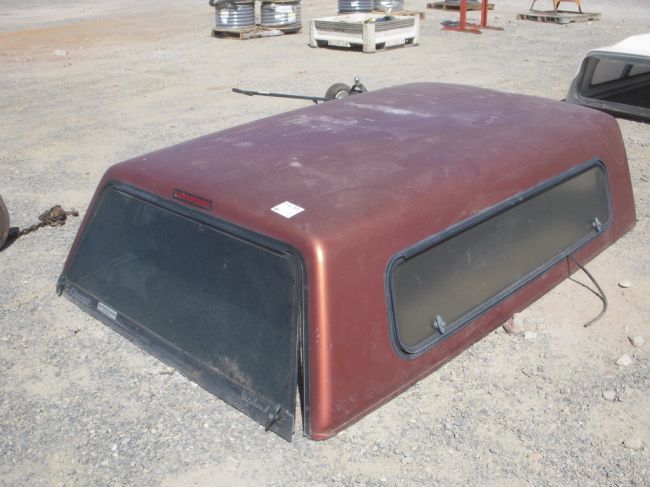 Raider Vagabond Fiberglass Camper Shell