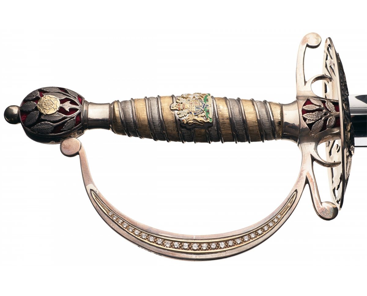 Superb Wilkinson Sword/U.S. Historical Society Queen Elizabeth II ...