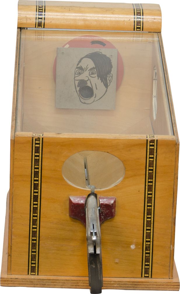 1 Cent Hitler Target Practice Pistol Skill Game