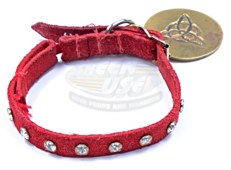 Charmed (television) - Kit's Collar
