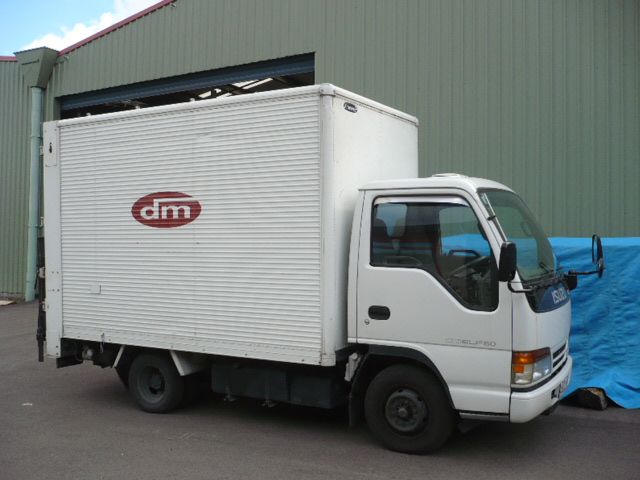 1995 Isuzu Elf box body truck