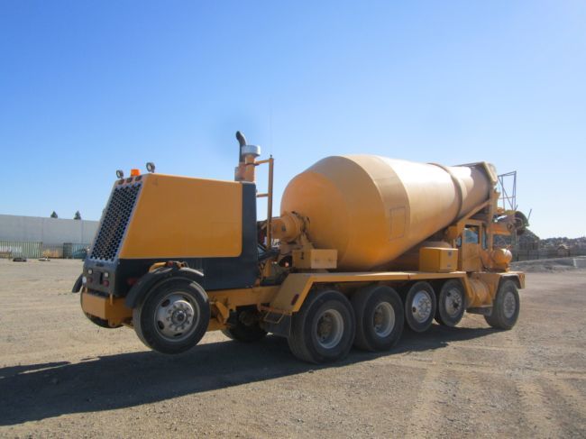 1994 Advance 6-Axle Heavy Haul Concrete Mixer Truck