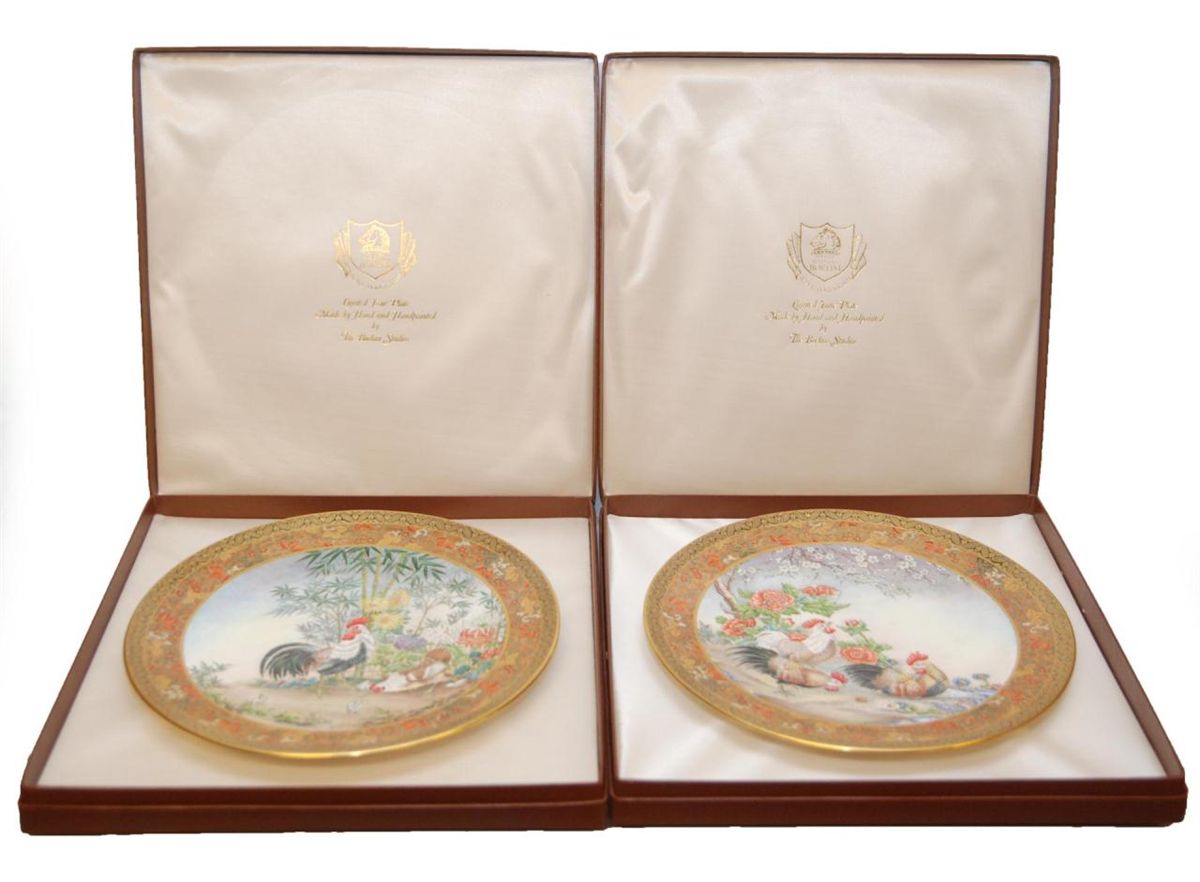 A PAIR OF EDWARD MARSHALL BOEHM PORCELAIN PLATES