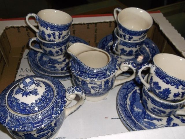 Flow Blue Creamer and Sugar & 6 cups& saucers Marked on Bottom Japan ...