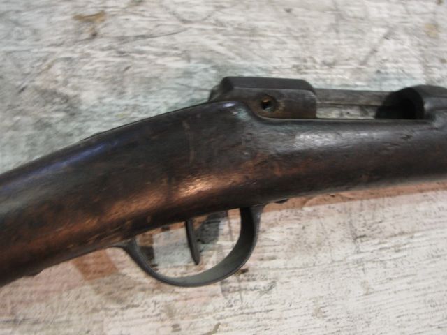 Early muzzle loader black powder rifle