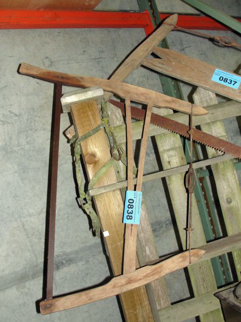 Wood handled swede saw