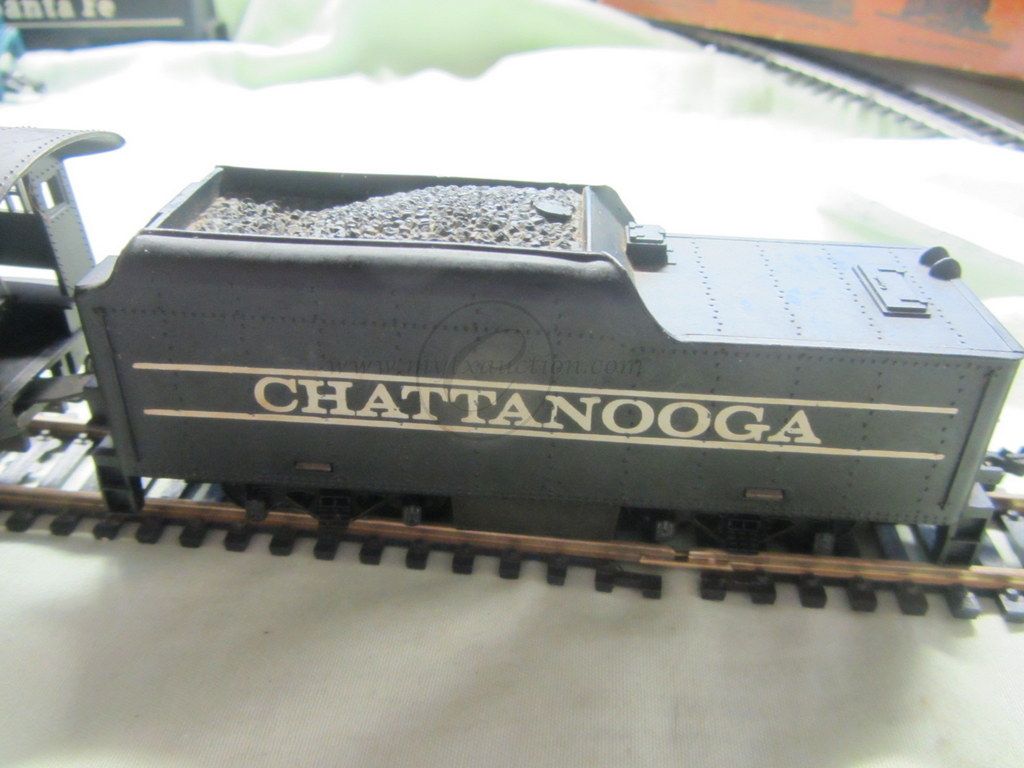 HO SCALE Tyco Engine & Tender