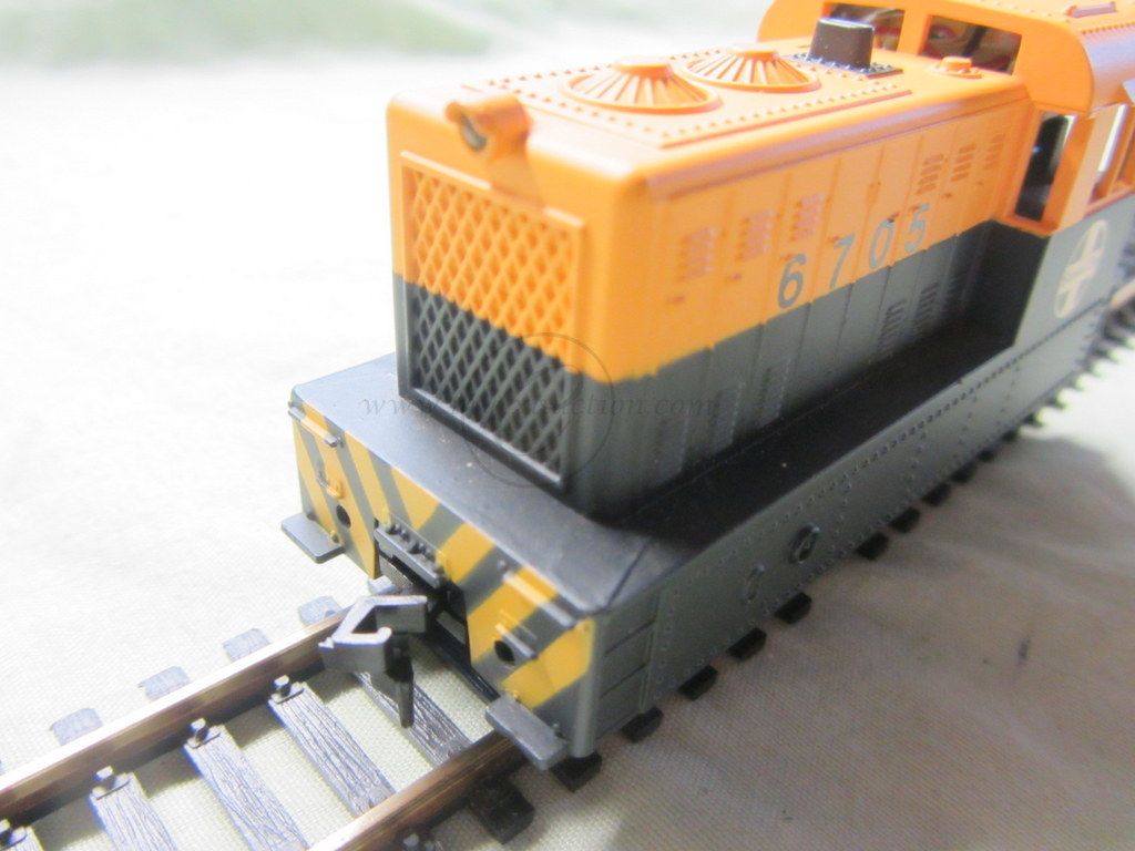 HO SCALE Model Power Diesel Engine