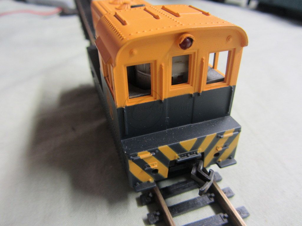 HO SCALE Model Power Diesel Engine