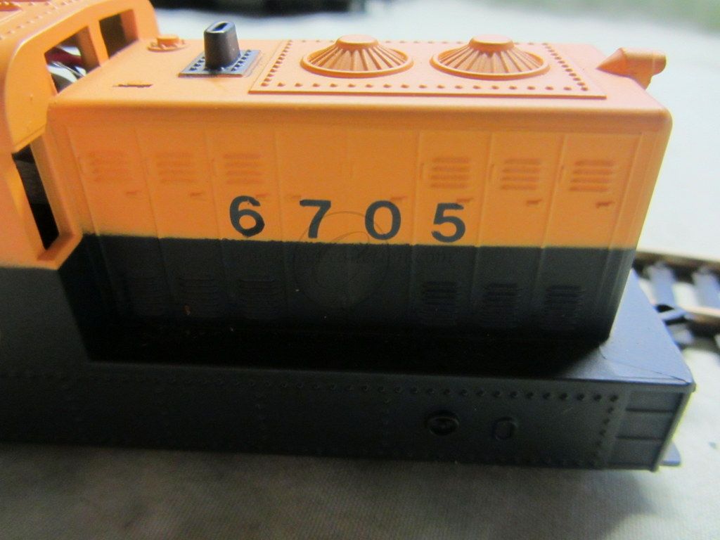 HO SCALE Model Power Diesel Engine