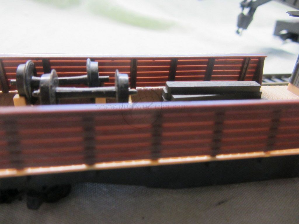 HO SCALE Tyco Crane & Boom Tender