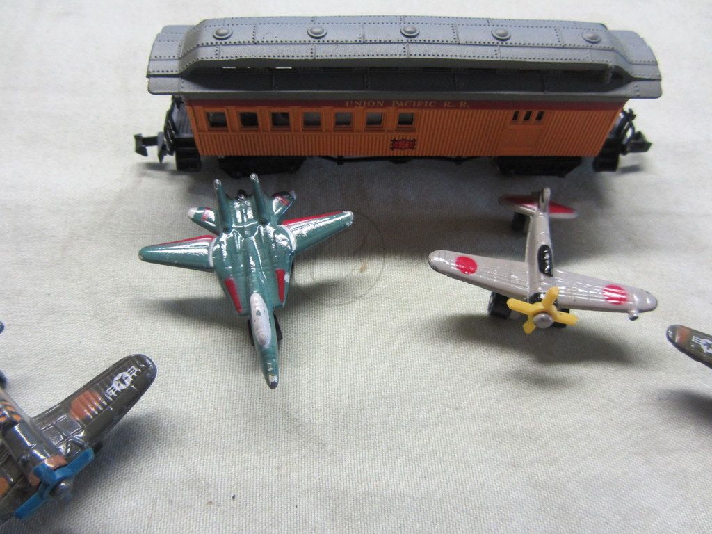N SCALE Airplanes