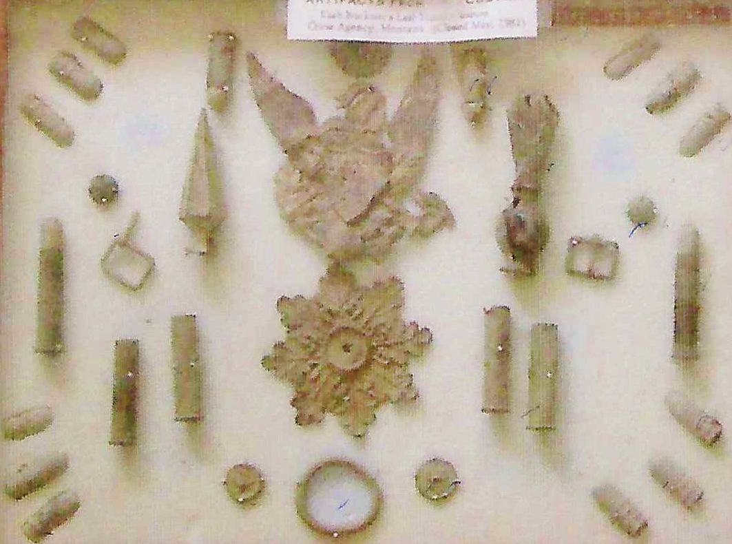 Ft. Custer artifacts, 33 pieces, in tray, from Kiah Ruckner’s Ft ...