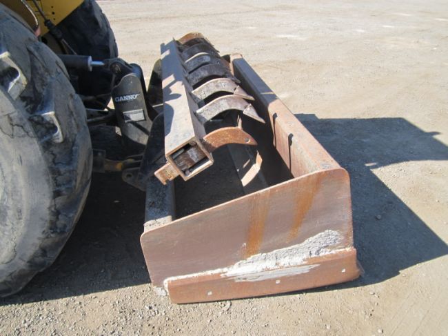 1999 Fermec 650B 4x4 Skip Loader