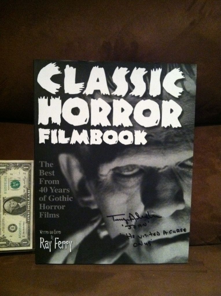 FAMOUS MONSTER CLASSIC HORROR BOOK