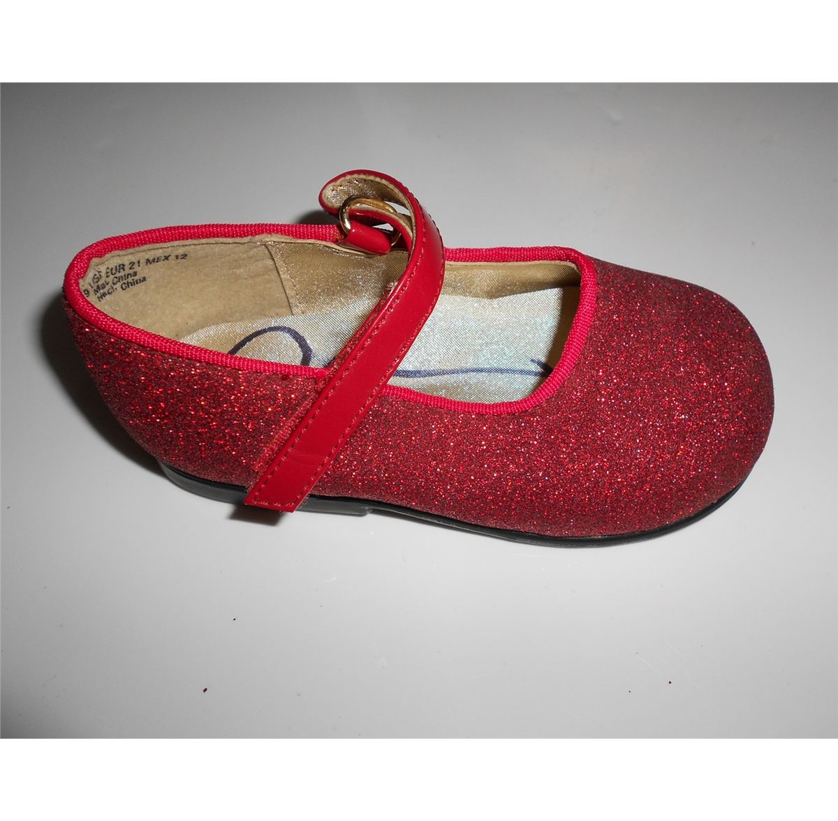 SAW 3D SCREEN USED BILLY THE PUPPET RED SHOE SIGNED BY CARY ELWES