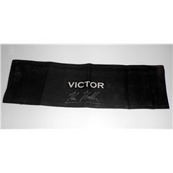 HATCHET KANE HODDER VICTOR CROWLEY SIGNED CHAIRBACK & T-SHIRT