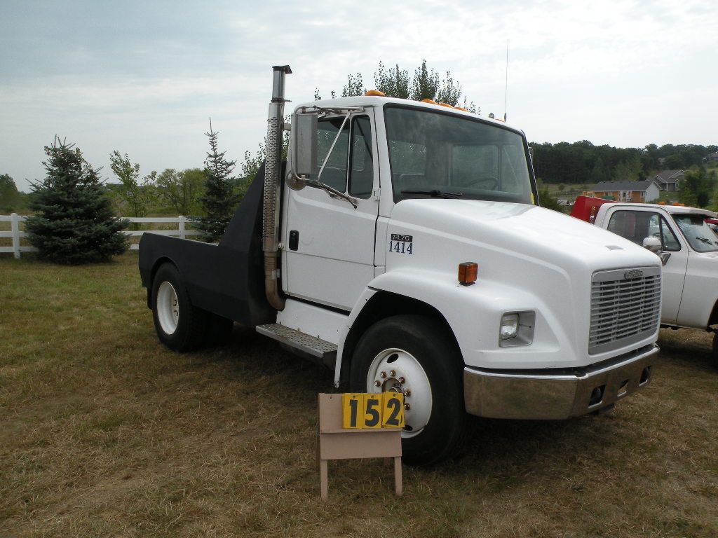 1996 Freightliner FL70 1FV6HFBA8TL761474